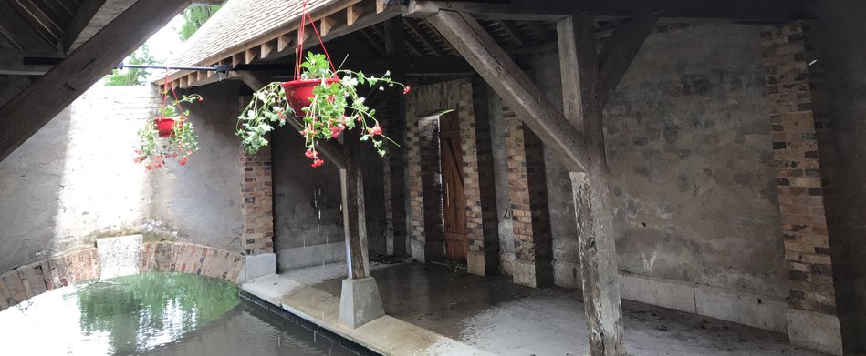 Le lavoir - Gisy-les-Nobles